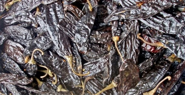 Chile peppers. The guide to the dried. | Don Day in SMA